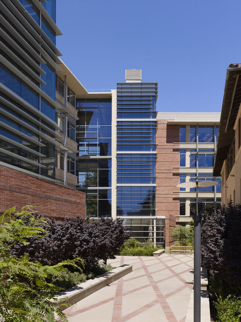 UCLA, Terasaki Life Sciences Building - Bohlin Cywinski Jackson