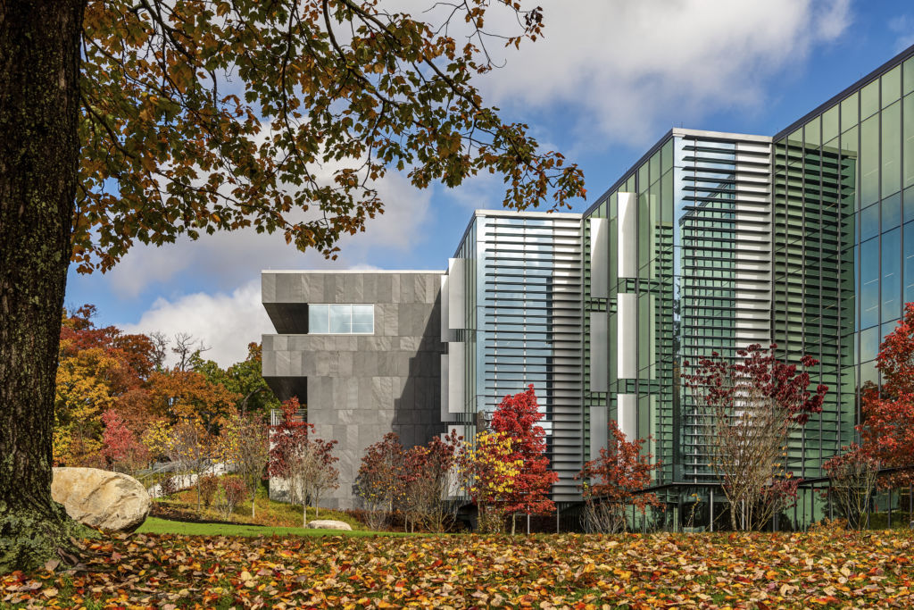 Ramapo College, Peter P. Mercer Learning Commons - Bohlin Cywinski Jackson