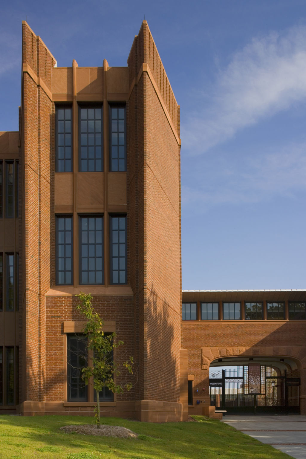 Yale University, Class of 1954 Chemistry Research Building - Bohlin ...